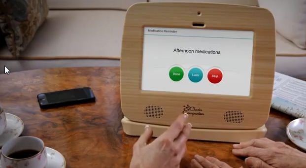 Senioren Tablet "Claris Companion" hilft älteren Menschen im Alltag